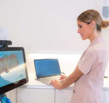 What Are Fashion Braces? A New Growing Trend | Concierge Dental